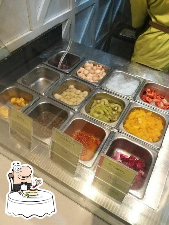 Menu at Sour Sally desserts, Jakarta, Plaza Indonesia lt. LG