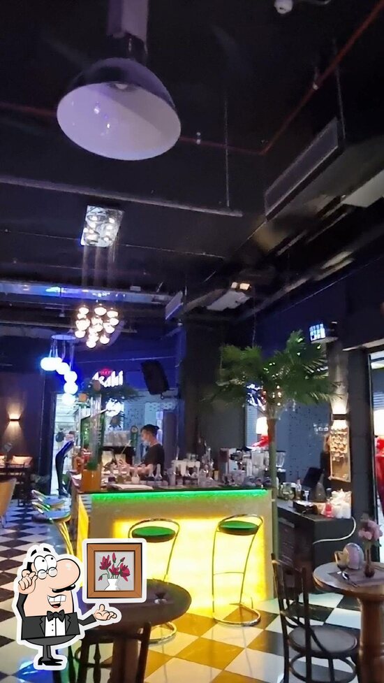 Heng Bar, Bangkok, Phra Ram 9 - Restaurant menu, prices and reviews