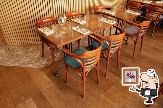 Momen Paris, Paris, Miromesnil - Restaurant menu, prices and reviews