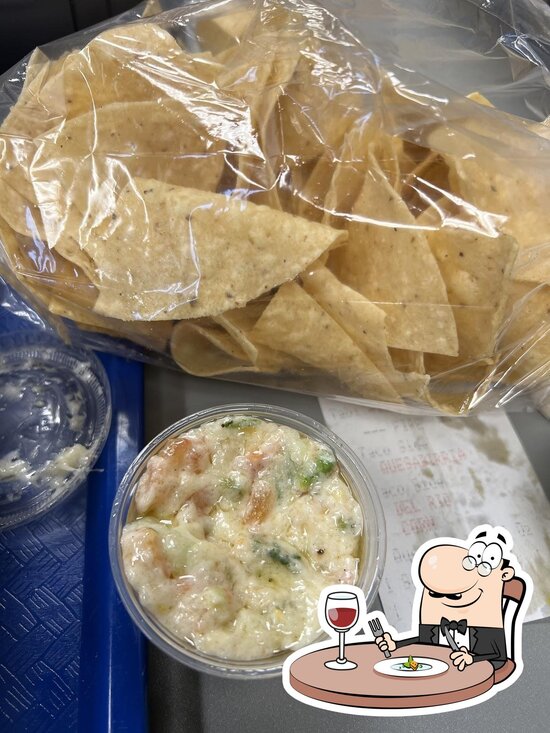 Picos Tacos Premier in Racine - Restaurant menu and reviews