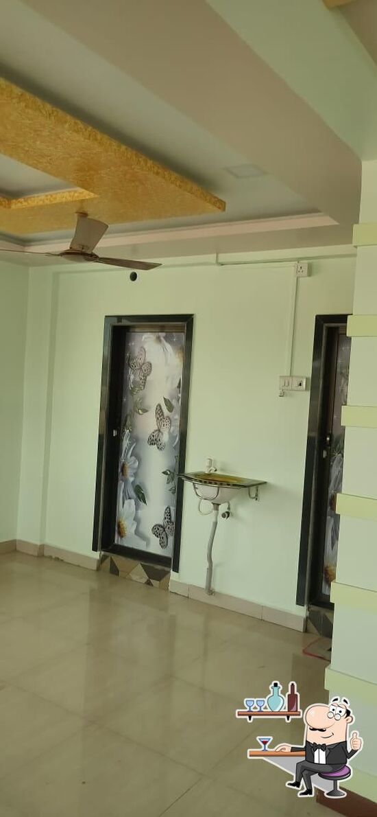 Hotel Gunjan Deluxe Lodging and Boarding Bar & Restaurant, Uchede ...