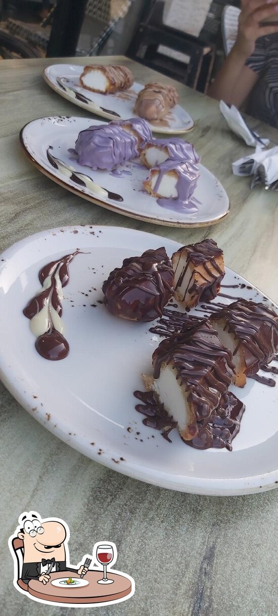 ICE CREAM LE CREPE - Restaurant menu, prices and reviews