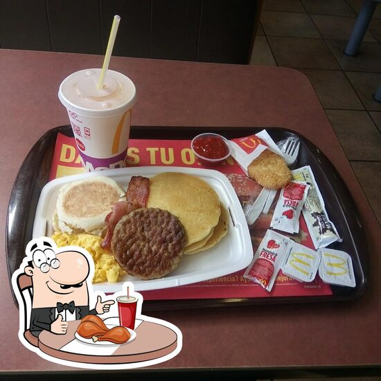 McDonald's fast food, Mexico City, Periferico Sur No. 4991 - Restaurant ...