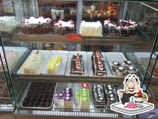 KR BAKES, Sulur, Thangam Complex - Restaurant reviews