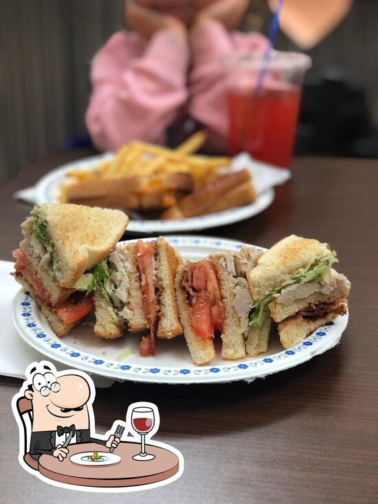 Snack Attack Shack, Powell River - Restaurant menu, prices and reviews