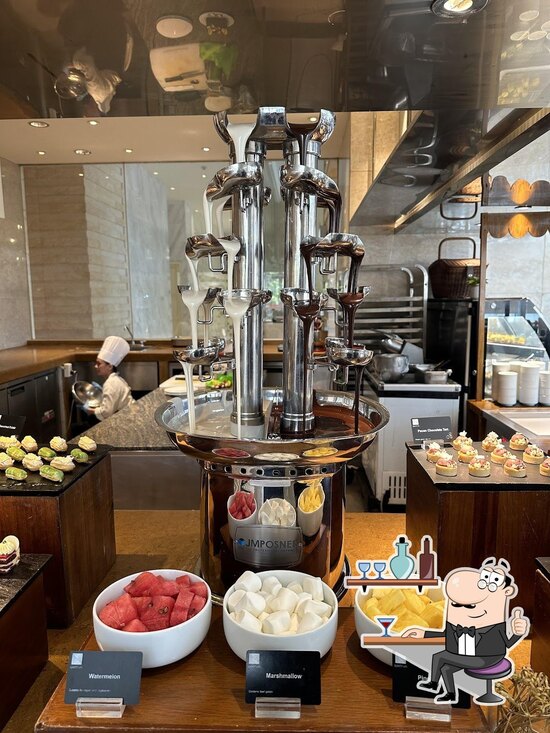 Spectrum, Makati, Ayala - Restaurant menu, prices and reviews