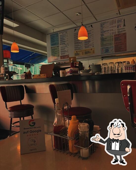 Jones Diner becomes MLEM BUN, München - Speisekarte, Preise und Bewertungen
