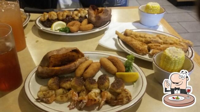 Harbor Inn Seafood in Roanoke - Restaurant menu and reviews