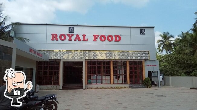 Menu at Royal Bakes, Ramanattukara