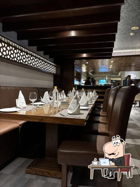 The Yellow Chilli - Sector 63, Noida - Restaurant menu, prices and reviews