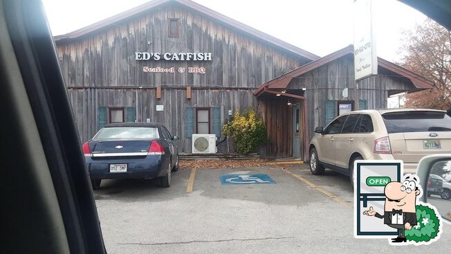 Menu at Ed's Catfish & BBQ, Jonesboro