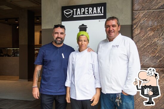 Menu at Taperaki, Thessaloniki
