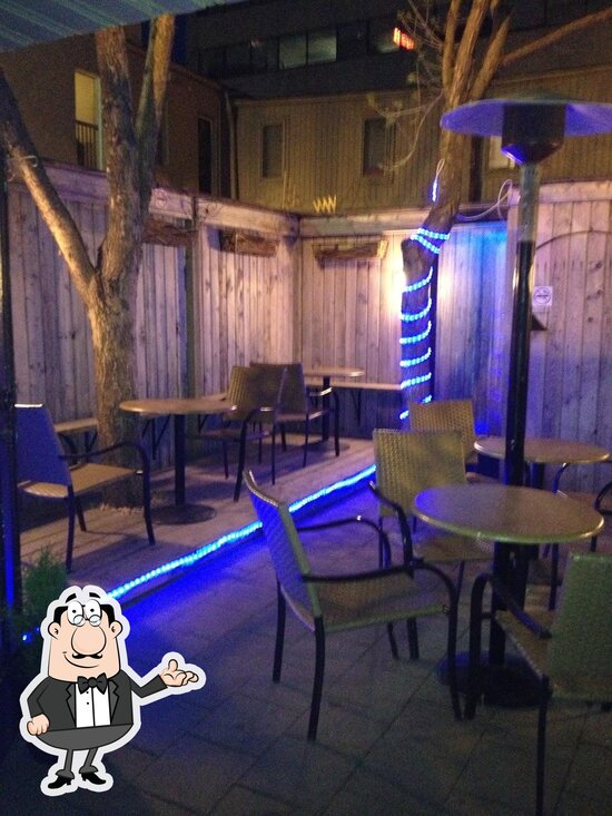 The Backlot in Calgary - Restaurant reviews