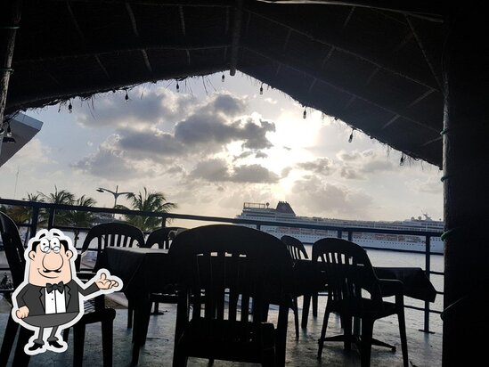 Toro's Place, Cozumel - Restaurant menu, prices and reviews