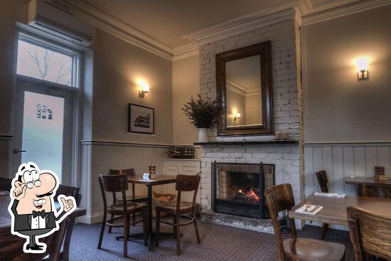 Menu at Inverleigh Hotel restaurant, Inverleigh, 1 High St