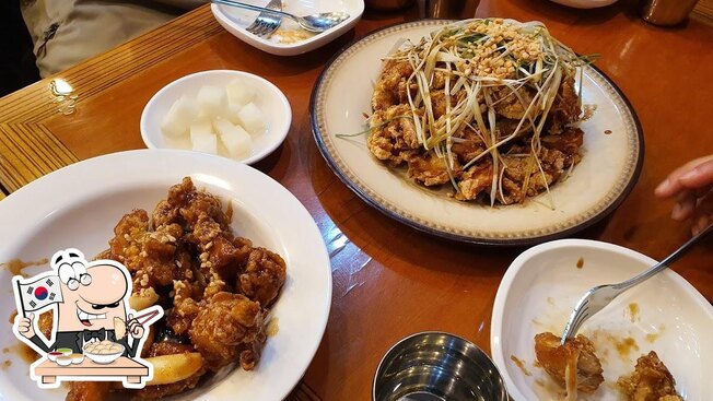 Yang Pang Chicken restaurant, Seoul, 23 Ewhayeodae 3-gil - Restaurant ...