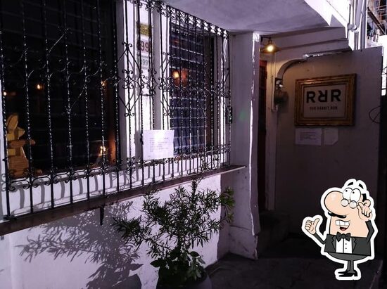 Menu at Run Rabbit Run pub & bar, Makati