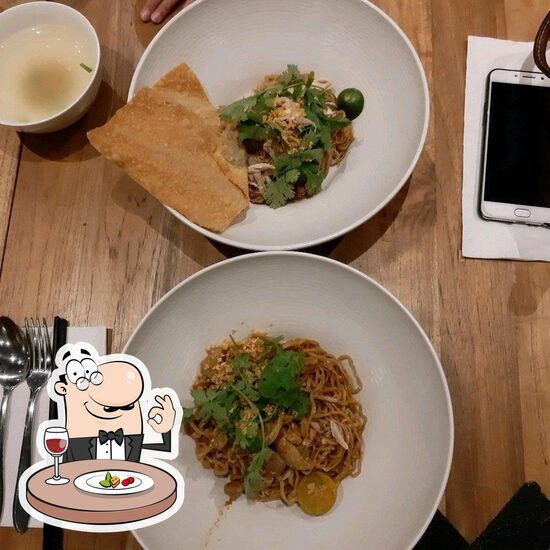 Warung Bakmi Mpek Tjoen - Panglima Polim, South Jakarta - Restaurant ...