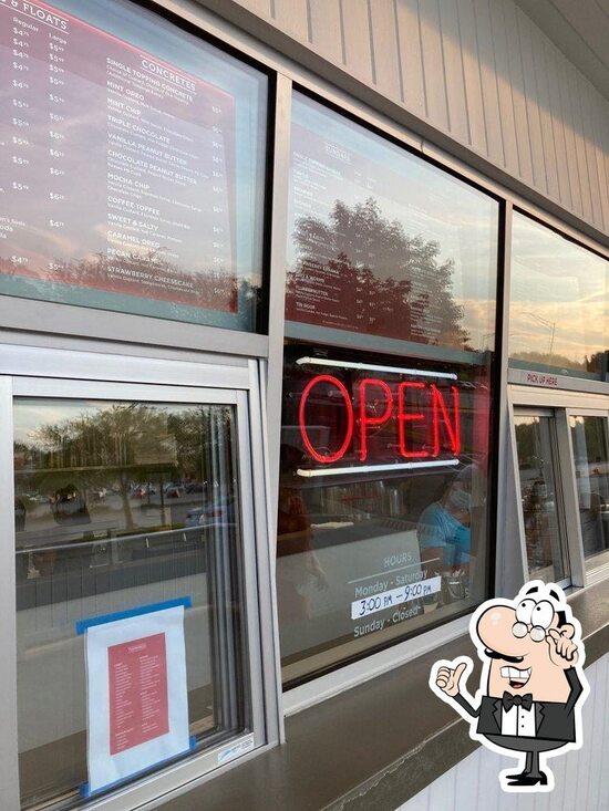 Menu at Comet Frozen Custard & Coffee desserts, Rolling Meadows