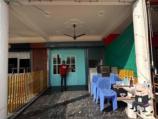 THE BUZZ CAFE, Gurugram - Restaurant menu, prices and reviews