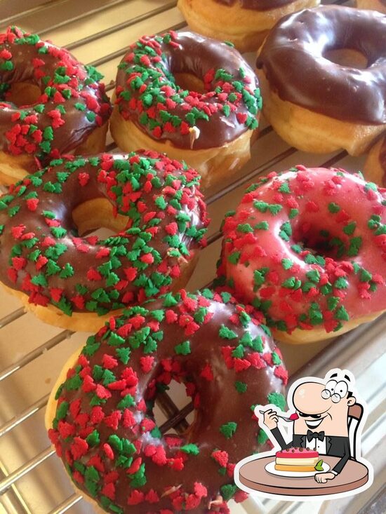 Donut Corner, 365 E Dallas St in Canton - Restaurant reviews