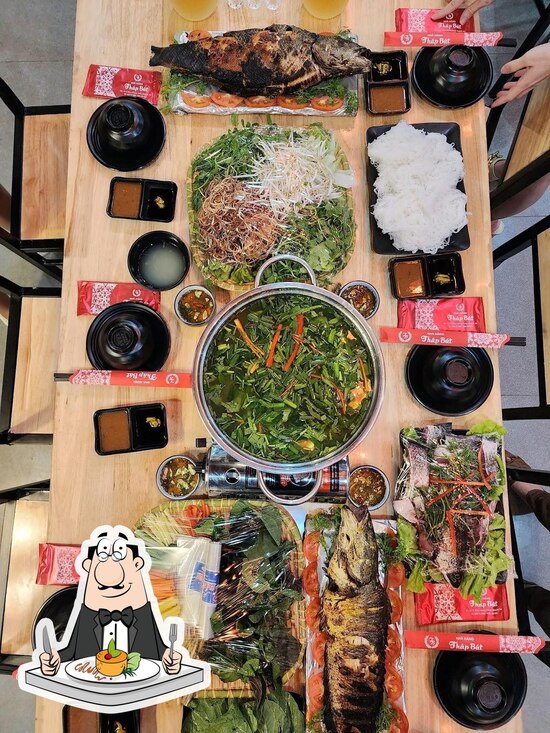Nhà Hàng Tháp Bút restaurant, Uông Bí - Restaurant reviews
