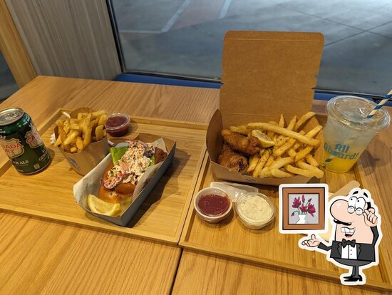 Blue Claw Lobster Shack, Toronto - Restaurant menu, prices and reviews