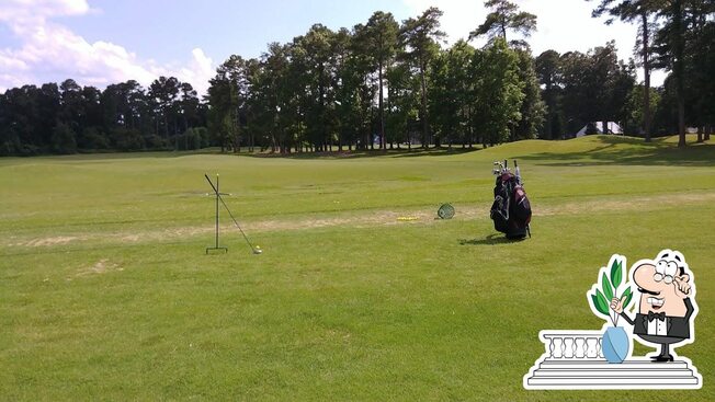 Honey Bee Golf Club in Virginia Beach - Restaurant menu and reviews