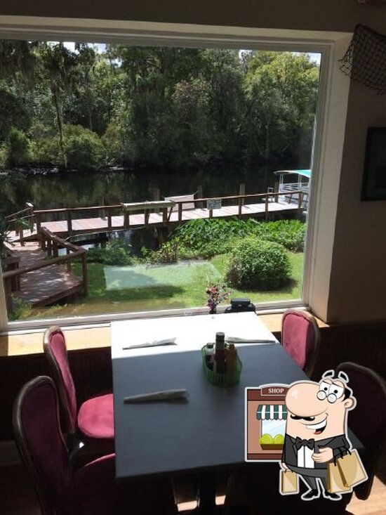 Riverside Inn in Yankeetown - Restaurant menu and reviews