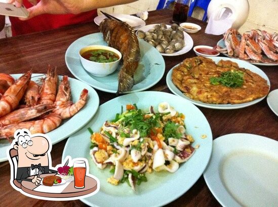 Menu at Madame Green Seafood restaurant, Nong Kae