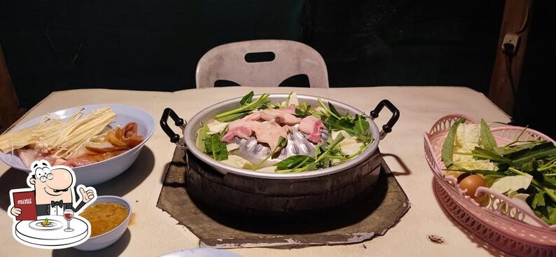 ร้านสี่แยกหมูย่าง @Phusing sisaket restaurant, Таиланд - Restaurant reviews