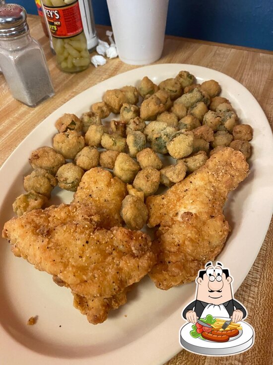 Charlie Mae's, 2211 US-65 in Lake Village - Restaurant menu and reviews