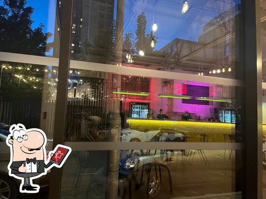 The New Cross in Manchester - Restaurant reviews