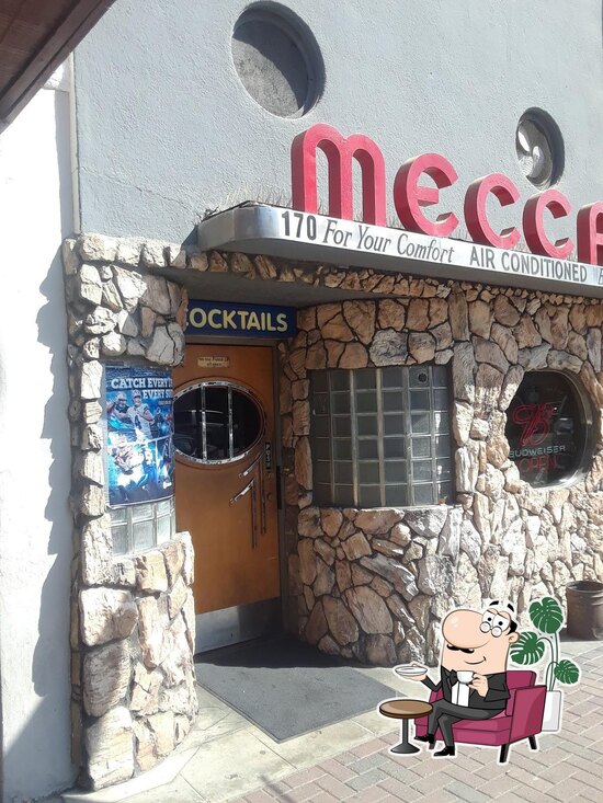 Mecca Bar & Lounge, Porterville - Restaurant menu, prices and reviews