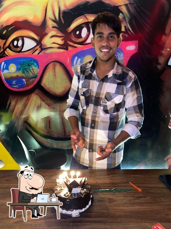 The Atmosphere Cafe & Lounge, New Delhi - Restaurant reviews