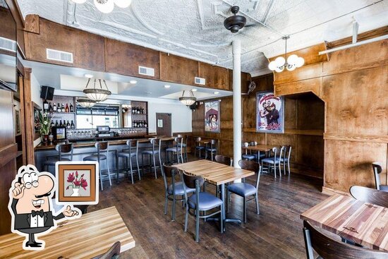 The Reveler, Chicago, Addison - Restaurant menu, prices and reviews