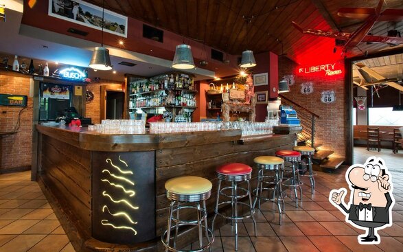 Chick a Boom Brasserie, Cecchini - Restaurant menu, prices and reviews