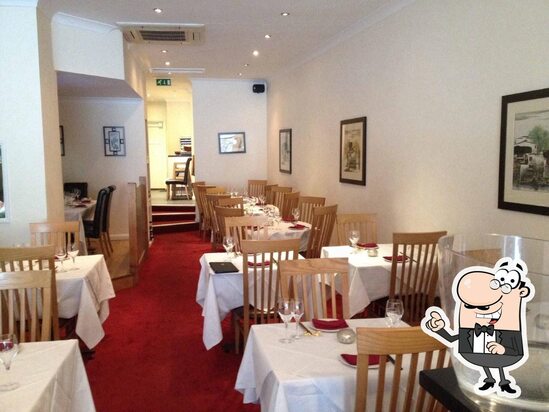 Menu at White Swan restaurant, Woodford, 30 The Broadway