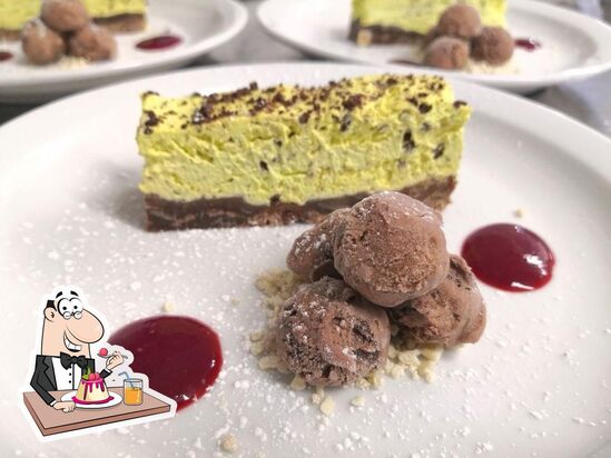 Astley Bank Hotel in Darwen - Restaurant menu and reviews