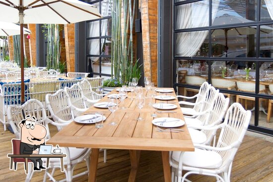 Seaspice Brasserie & Lounge in Miami - Restaurant menu and reviews