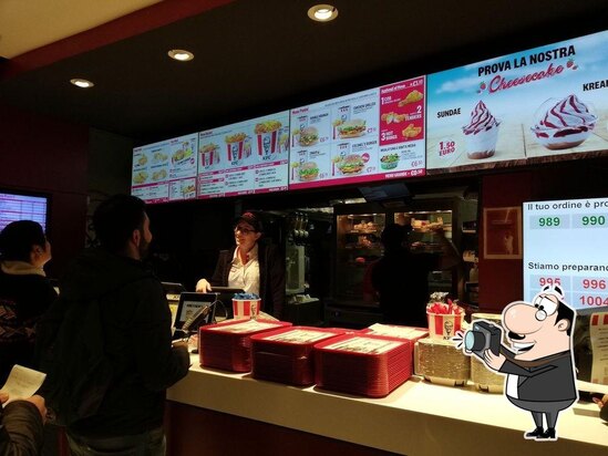 Menu da KFC fast food, Milano, Via Orefici