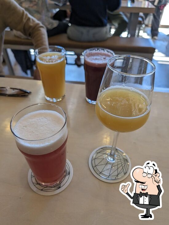 Arabella Park Beer Bar, Kitchener - Restaurant menu, prices and reviews