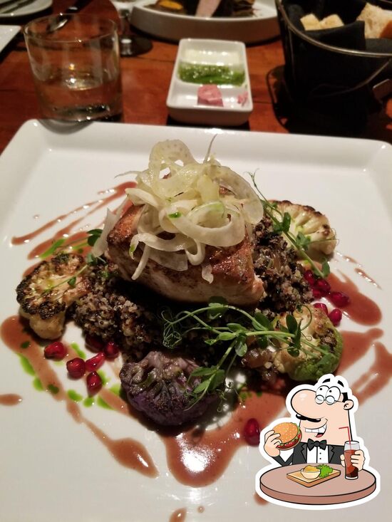 Different Pointe of View, 11111 N 7th St in Phoenix - Restaurant reviews
