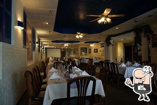 Greek Isles Grille and Taverna, Plano - Restaurant menu, prices and reviews