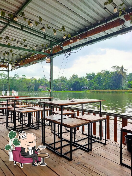 Cafe Apung Rowo Klampok, Senggreng - Menú del restaurante, precios y ...