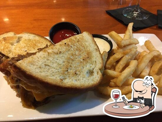 Noon Hill Grill in Medfield - Restaurant reviews