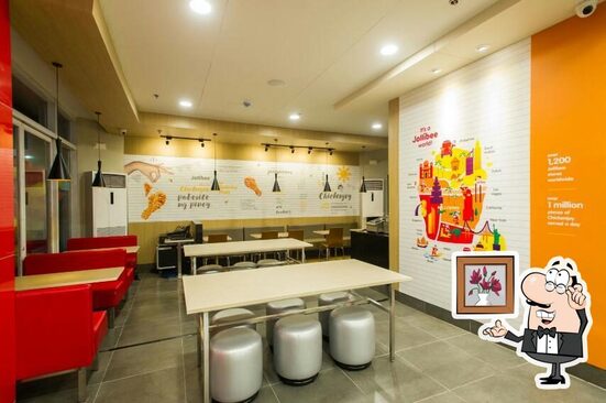 Jollibee, Manila, Pureza - Restaurant menu, prices and reviews
