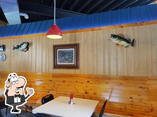 The Fish Wagon, Farmer City - Restaurant menu, prices and reviews