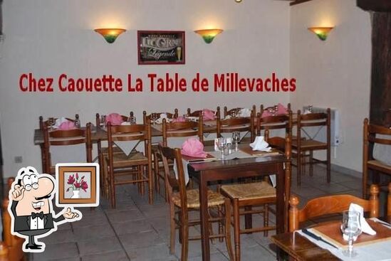 Menu at Chez Caouette restaurant, Eymoutiers