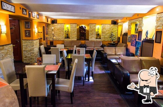 Astro Tea & Kávéház cafe, Győr - Restaurant reviews